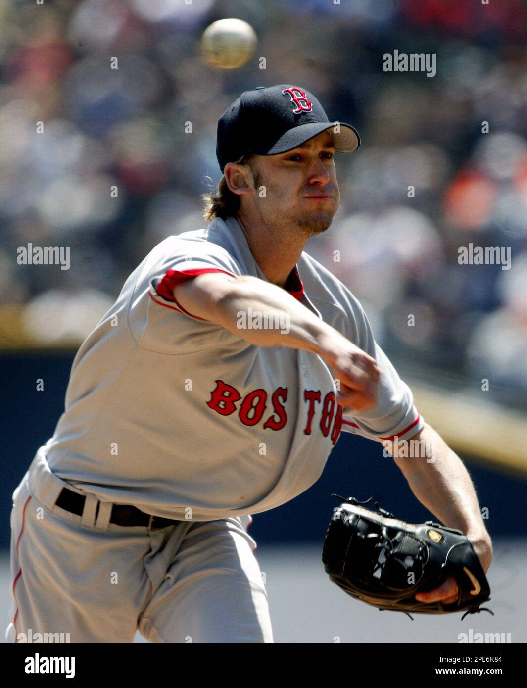 Boston Red Sox pitcher Bronson Arroyo throws against the Detroit Tigers ...