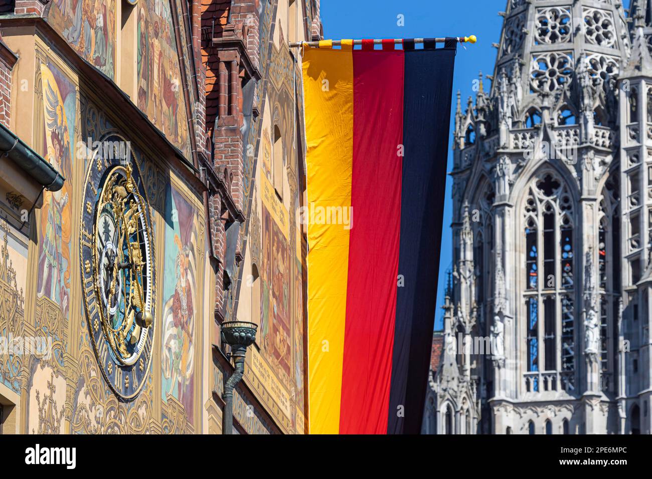 Historic town hall, facade with astronomical clock, Ulm, Baden ...
