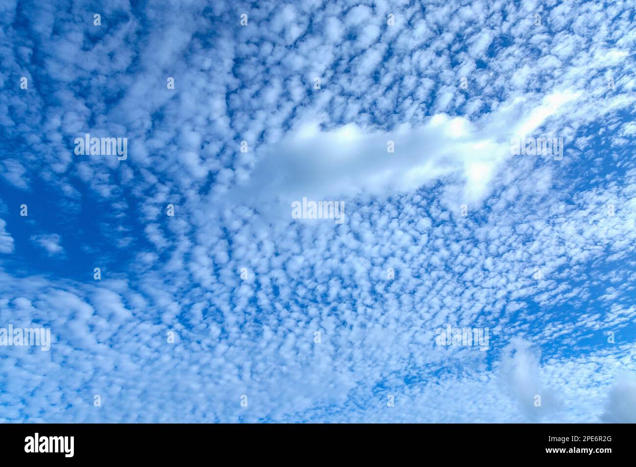 Cloud sky cloudy hi-res stock photography and images - Alamy