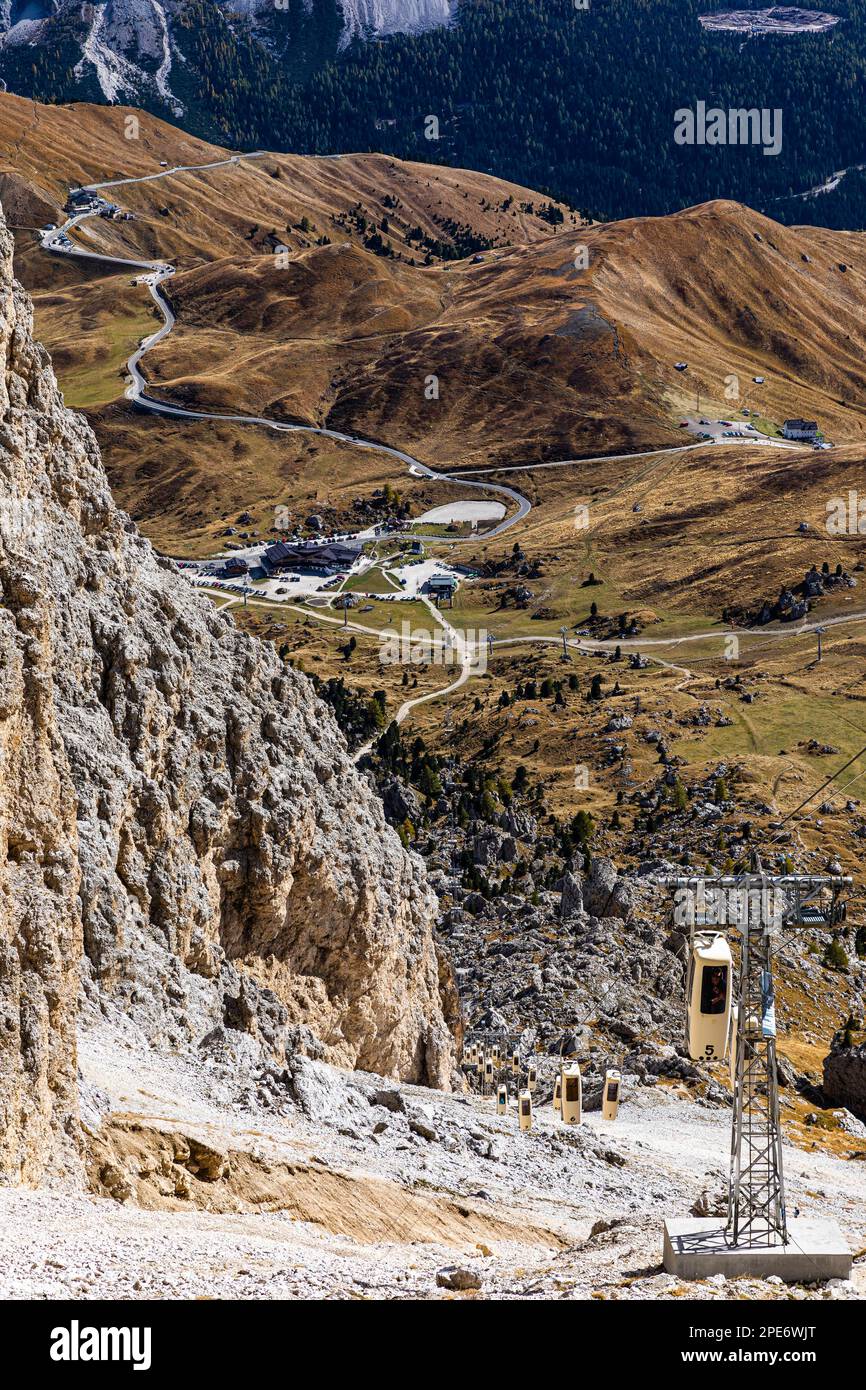 Gondola from the Sella Pass to the Sassolungo Pass, behind the Sella ...