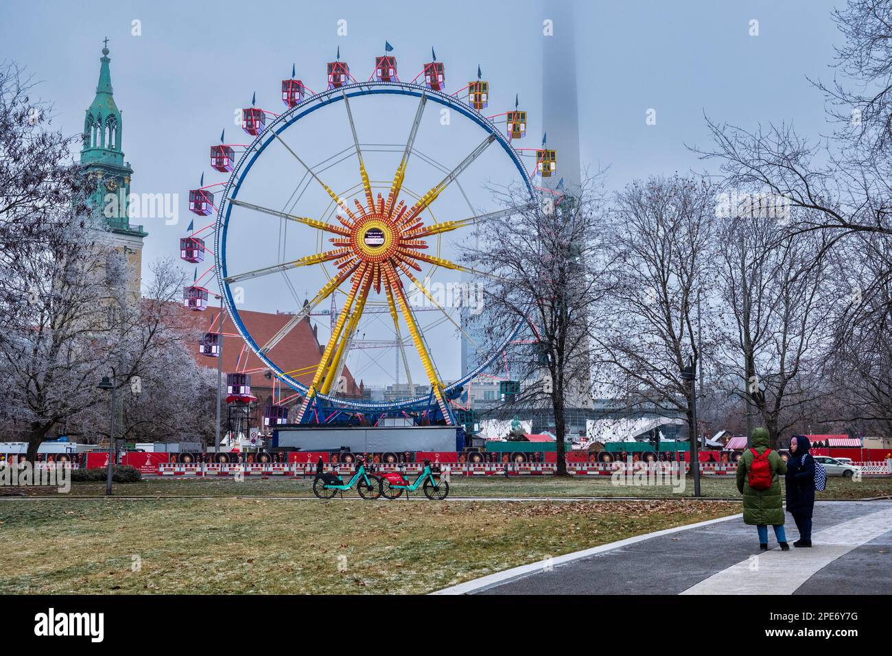 Berlin ferris wheel hi-res stock photography and images - Alamy
