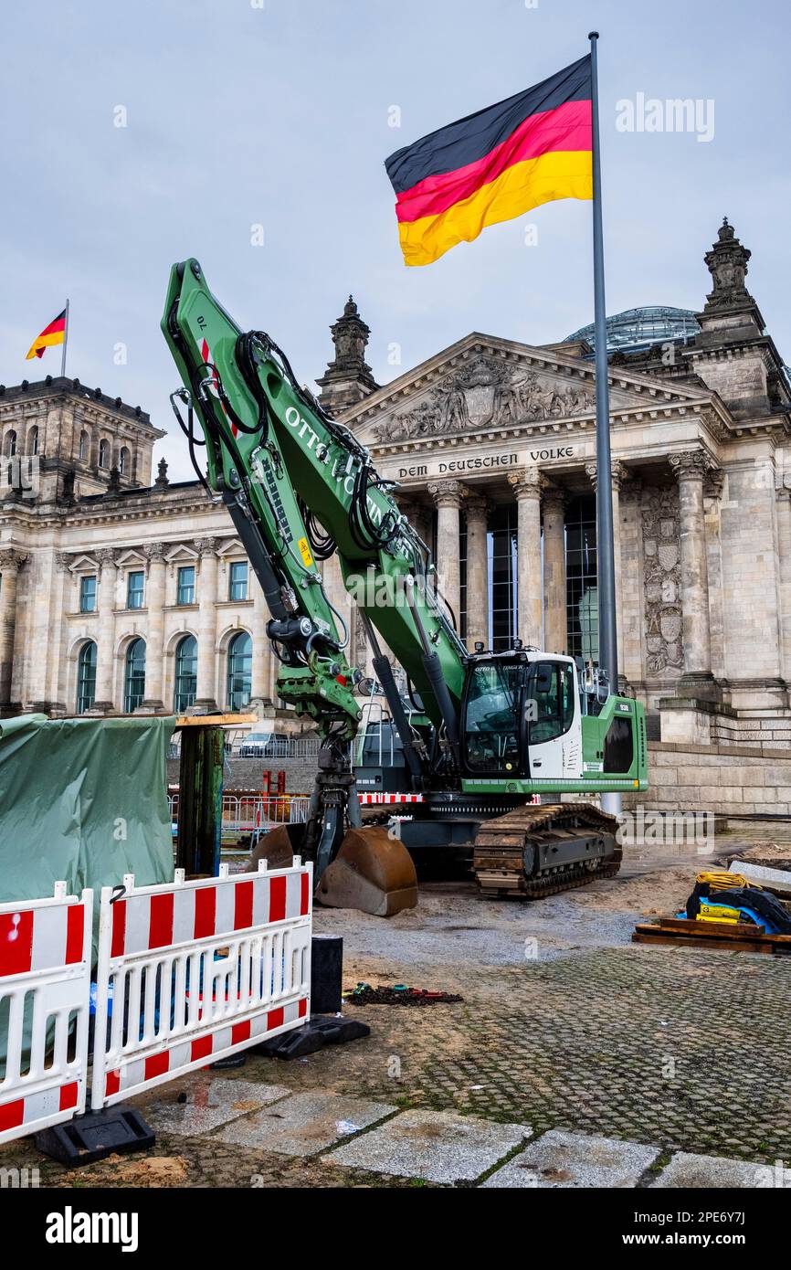 The reichstag building site hi-res stock photography and images - Alamy