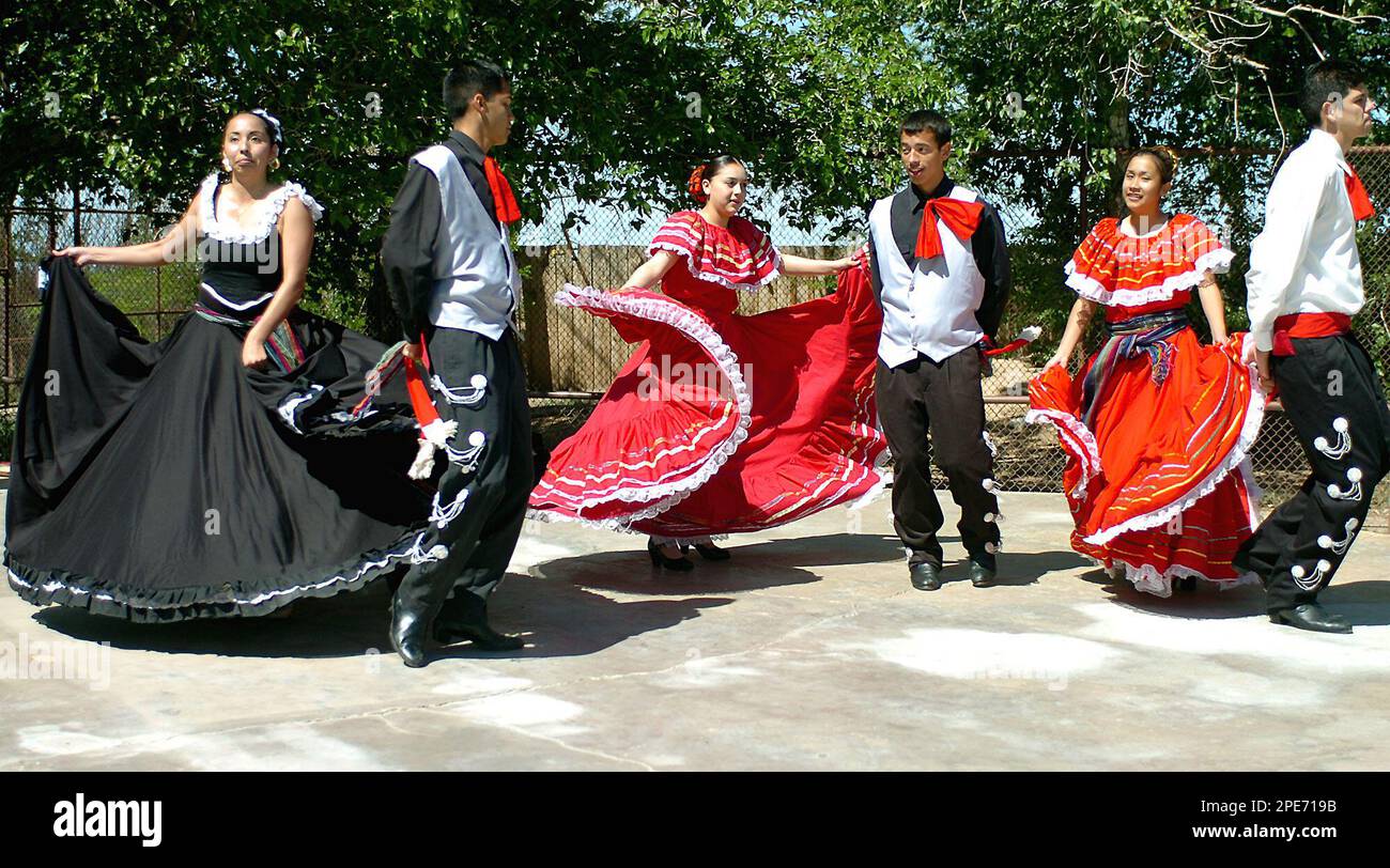 Dancers with Ballet Folklorico, from left, Gina Guzman, Eric Rodriguez ...