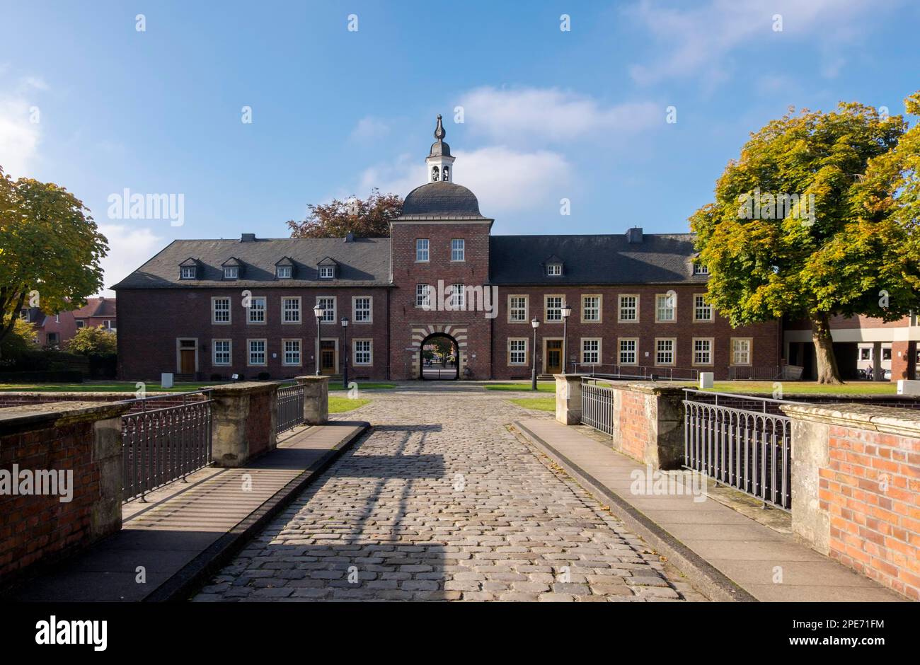 Forecastle Baroque and moated castle Ahaus, Muensterland, North Rhine ...