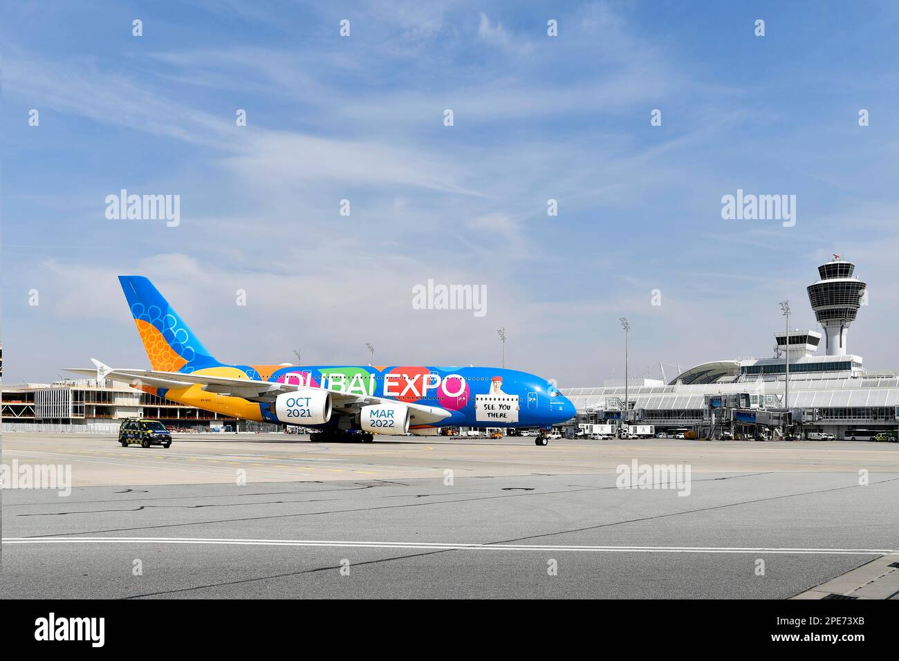 Rolling Emirates Airlines special livery Expo Dubai 2021-2022 Airbus ...