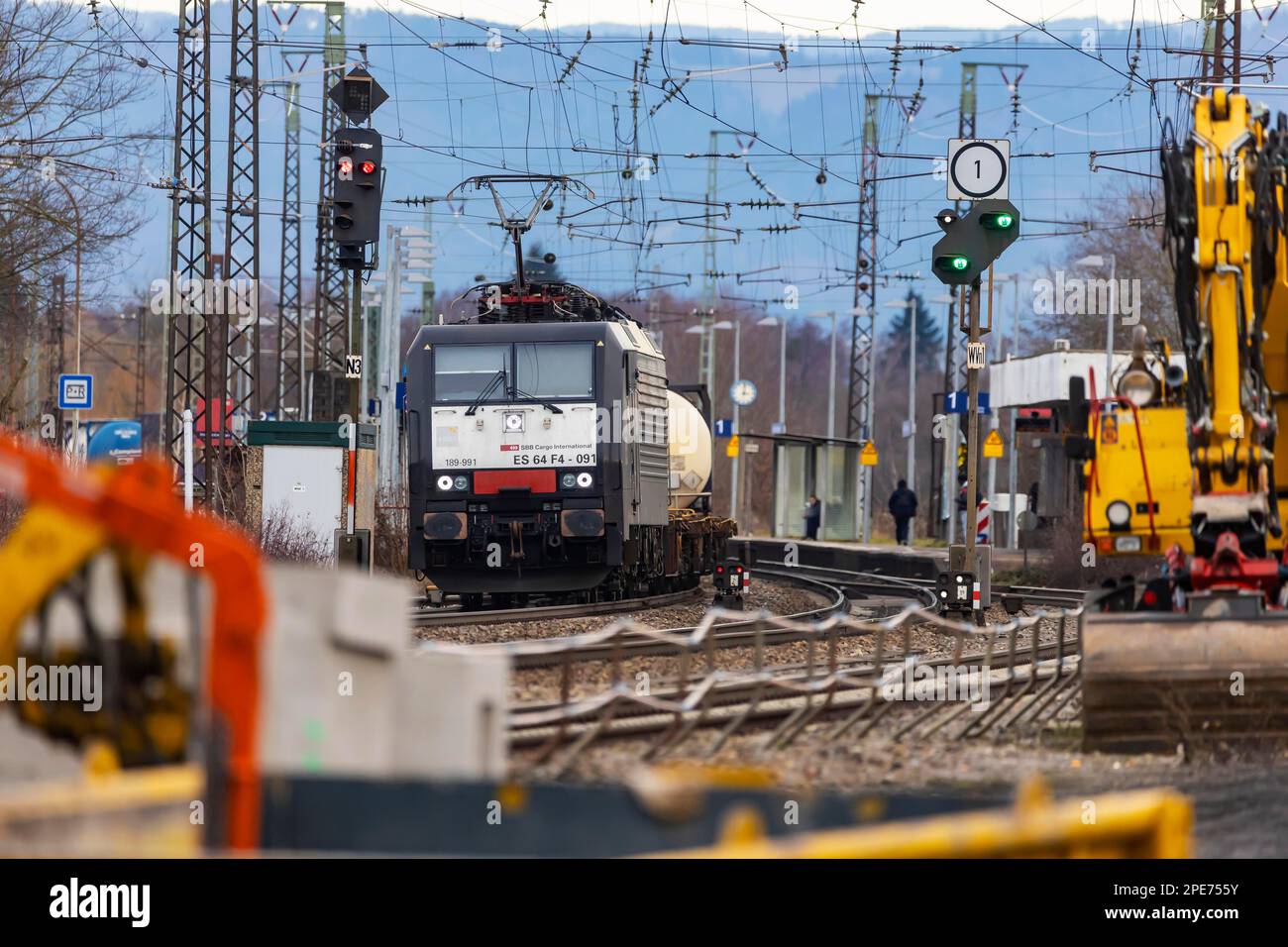 Investment in the ailing rail network, Deutsche Bahn construction site ...
