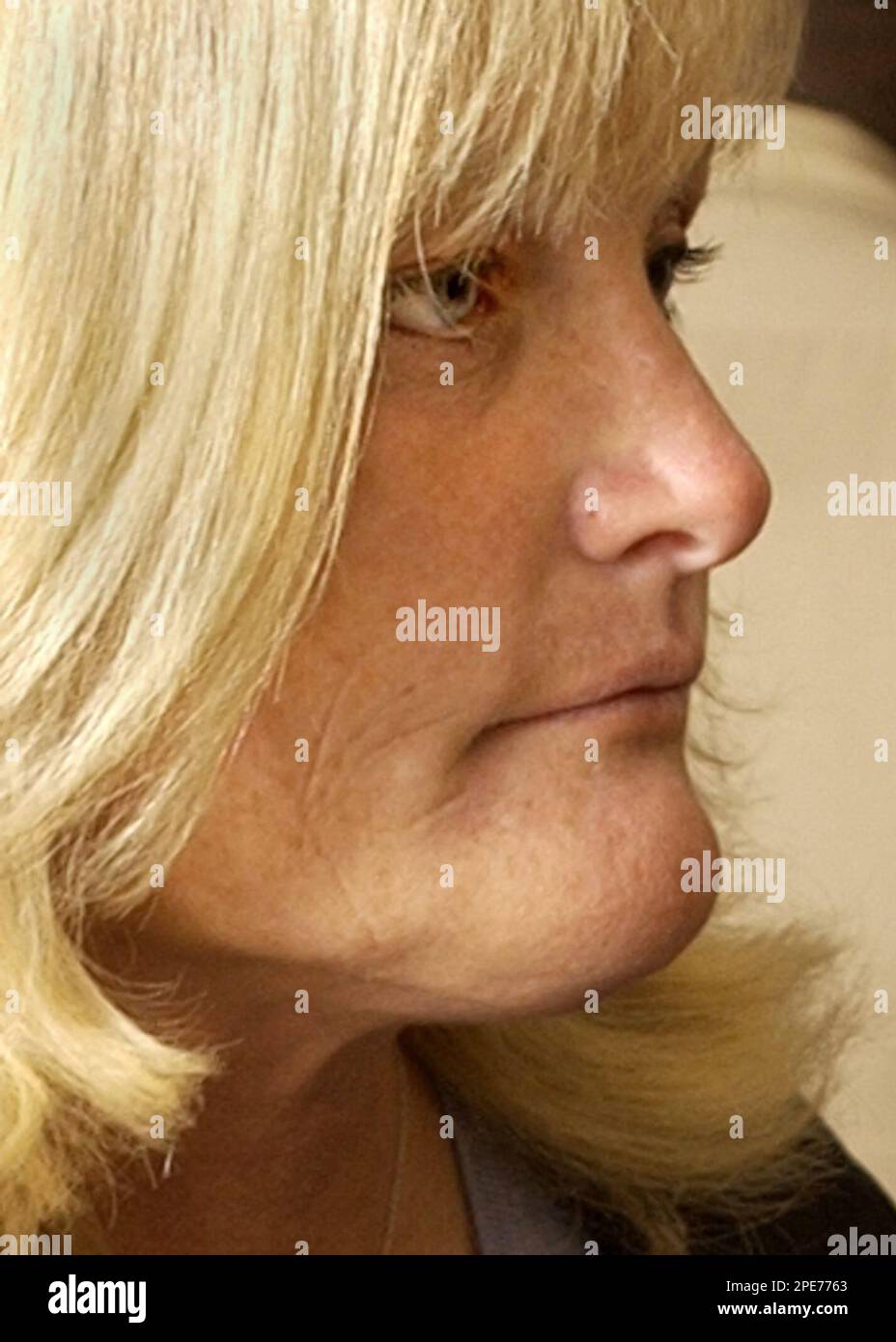 Debbie Rowe, Michael Jackson's ex-wife and mother of two of his ...