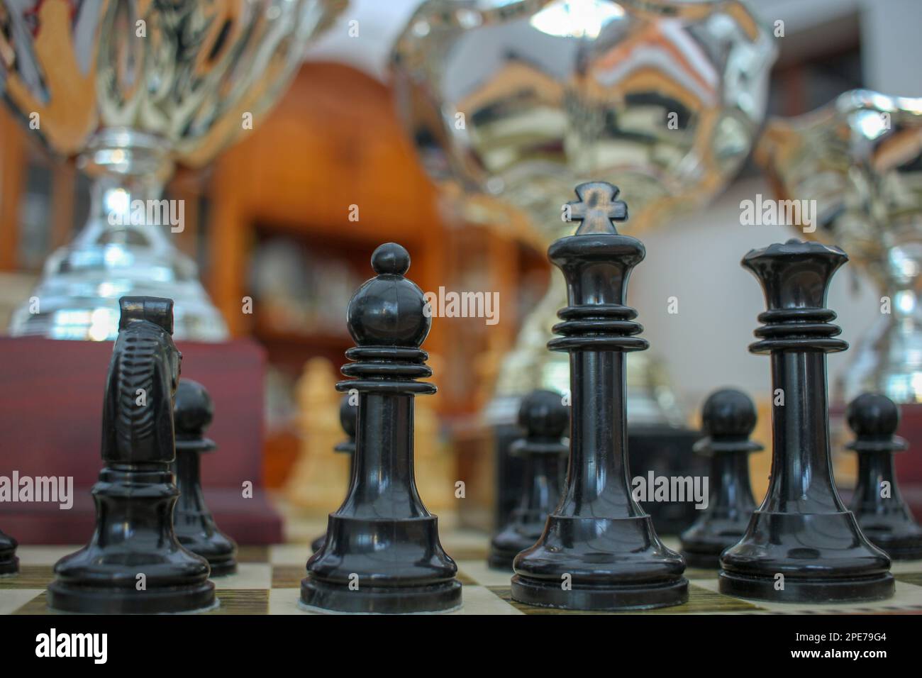 Chess trophies hi-res stock photography and images - Alamy