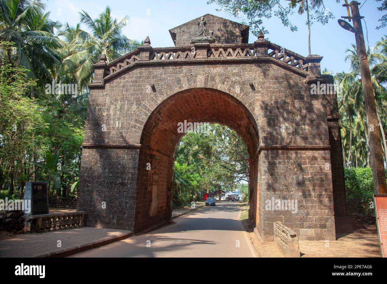 Was Built In The Memory Of Vasco Da Gama In 1597. Famous Gate Landmark ...