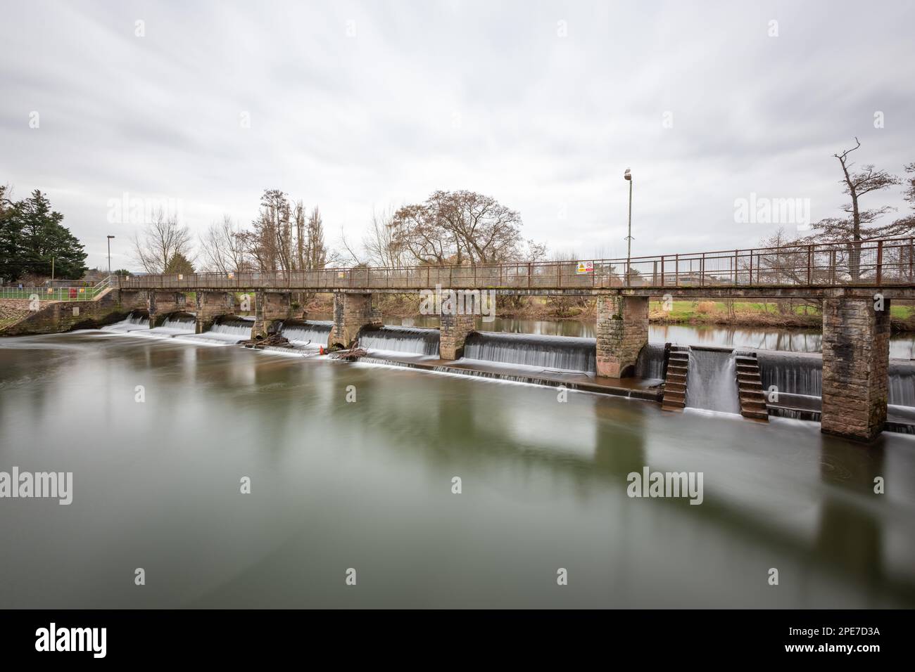 The river Tone flowing through French Weir in Taunton in Somerset Stock ...