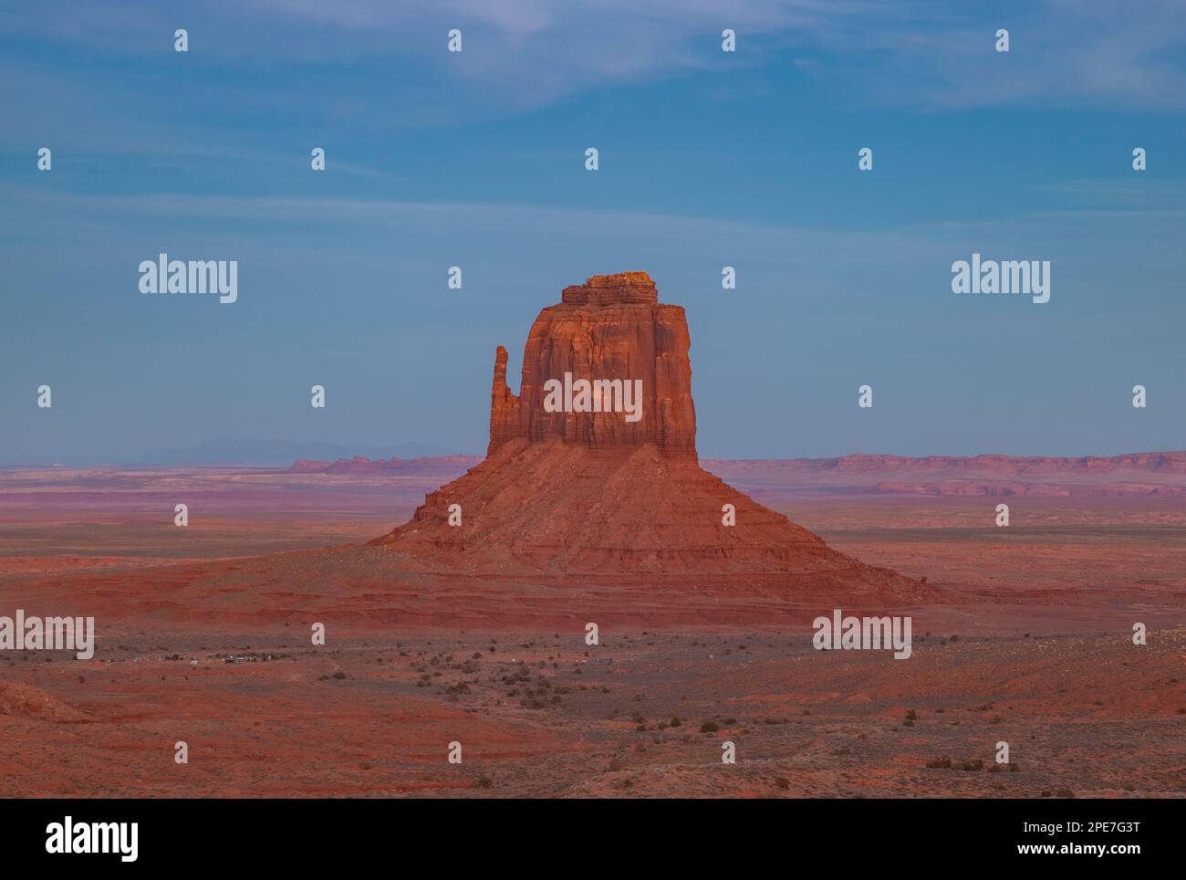 A picture of the East Mitten Butte rock formation of Monument Valley ...