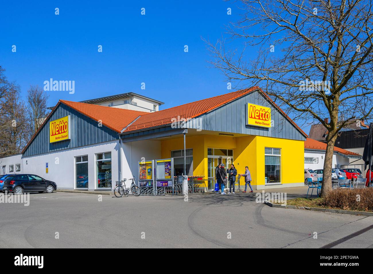 Netto supermarket hi-res stock photography and images - Alamy