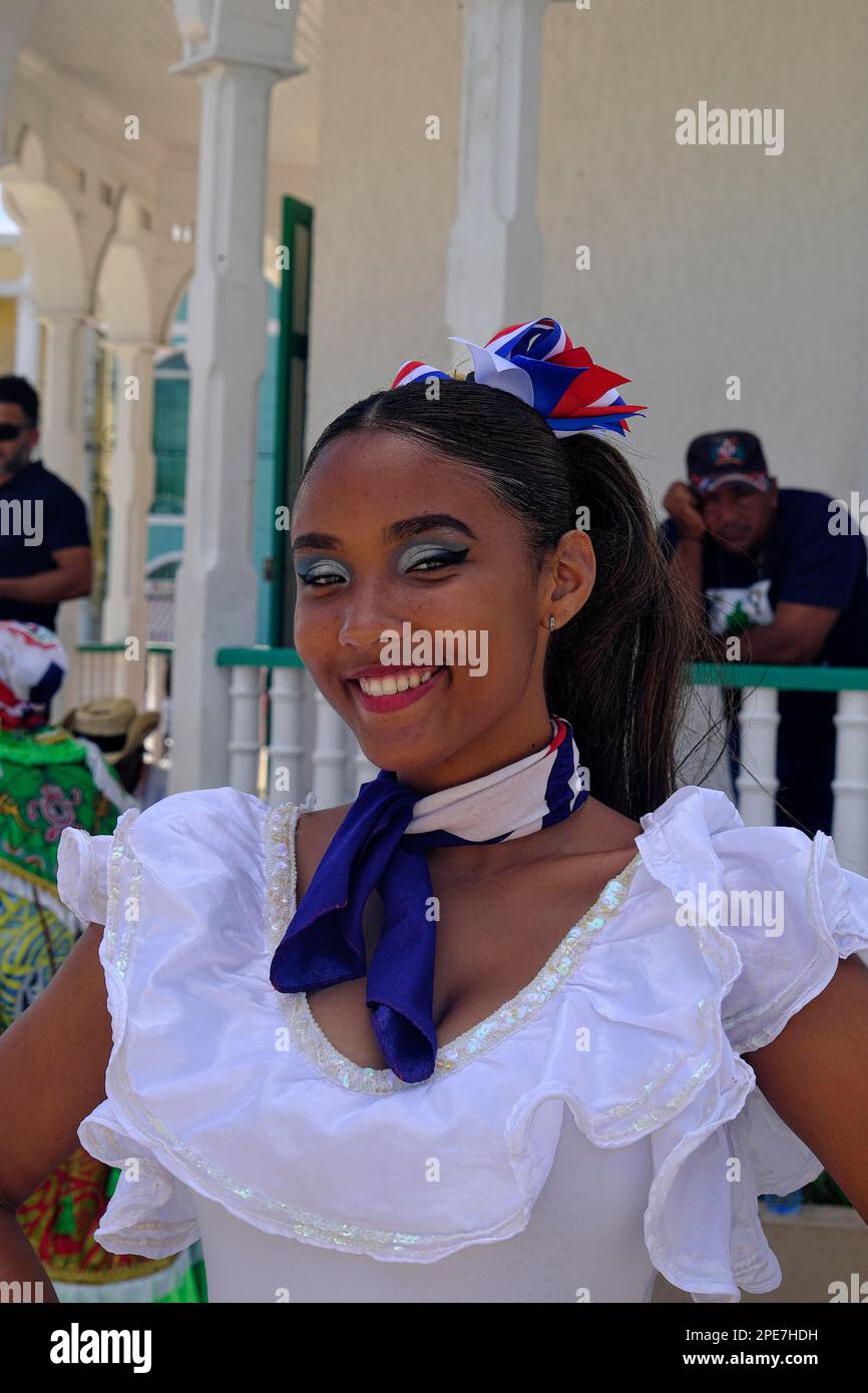 Portrait of a dancer of the local dance group with musicians for tourists, in the Parque ...