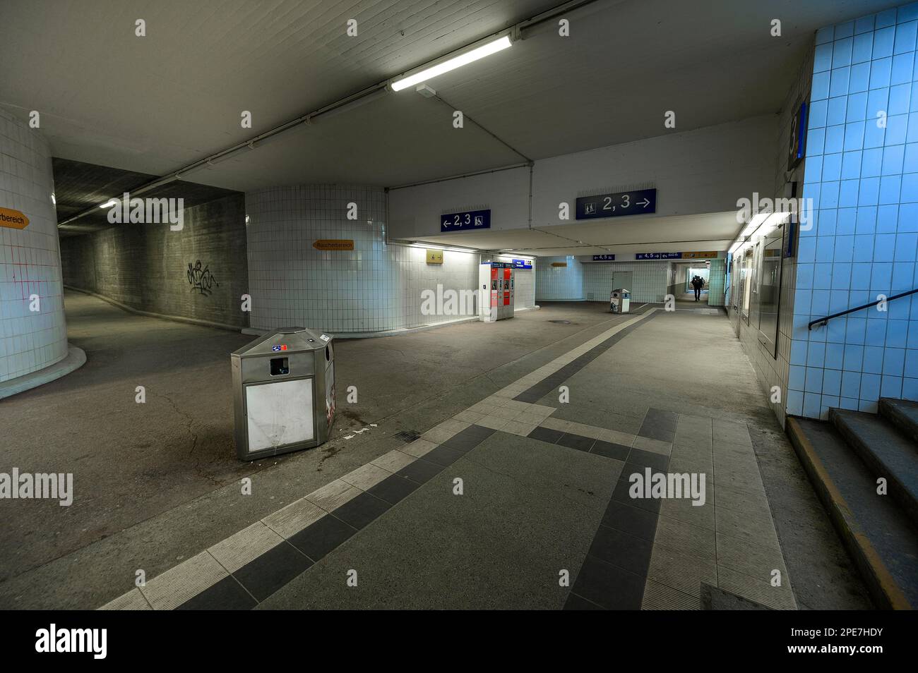 Platform subway, main station, Kempten, Allgaeu, Bavaria, Germany Stock ...
