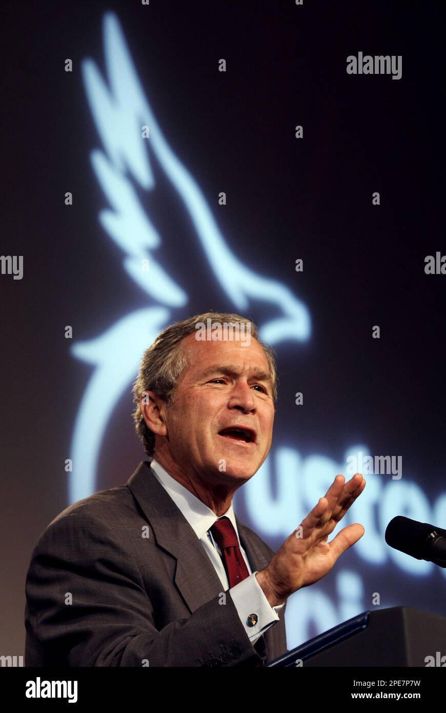 President Bush delivers remarks on Social Security reform to the ...