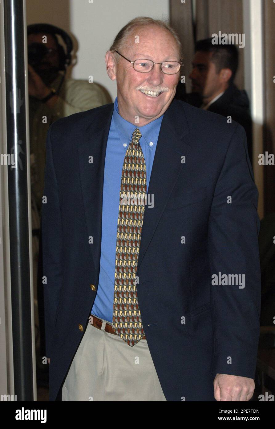 Santa Barbara County District Attorney Thomas Sneddon passes through a ...