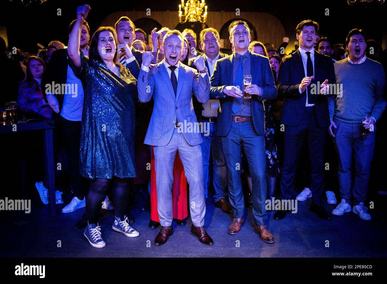 DEN BOSCH - Party members of JA21 follow the results of the provincial ...
