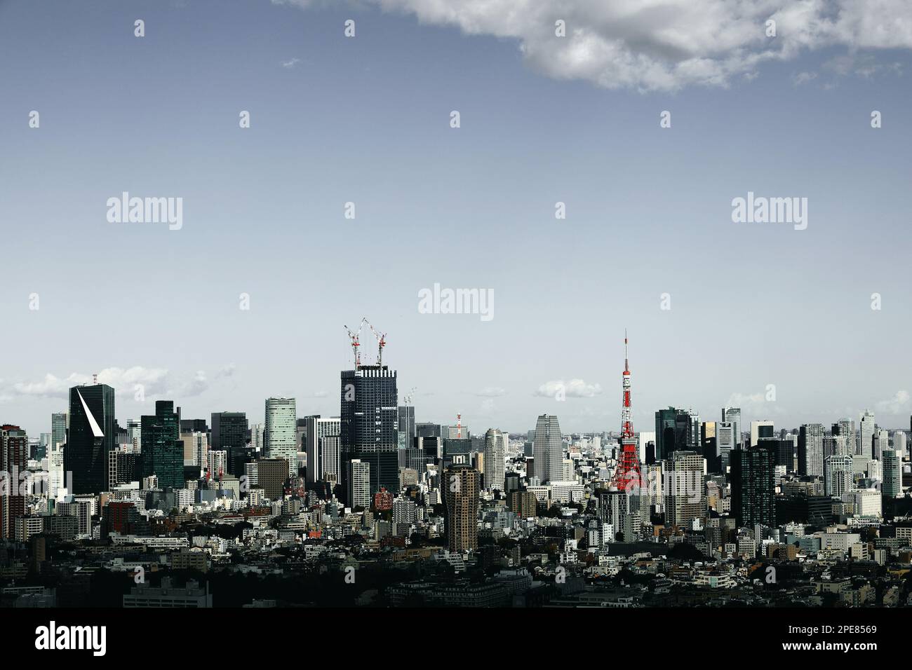 Panoramic view of Tokyo Tokyo Tower and Toranomon skyscrapers Stock ...