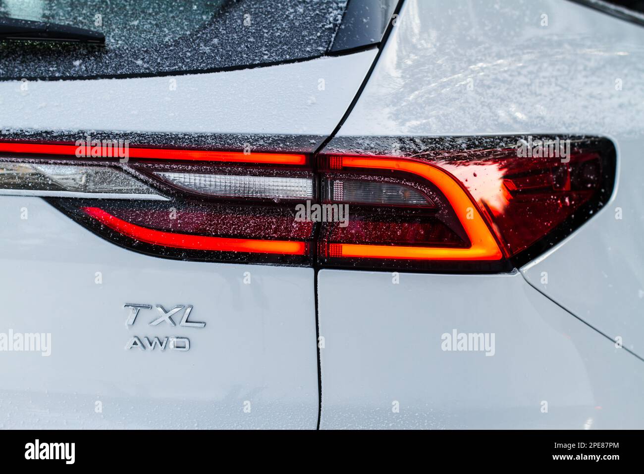 Large suv hi-res stock photography and images - Alamy