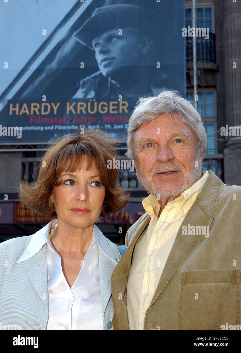 Der deutsche Schauspieler Hardy Krueger posiert am Dienstag, 12. April ...