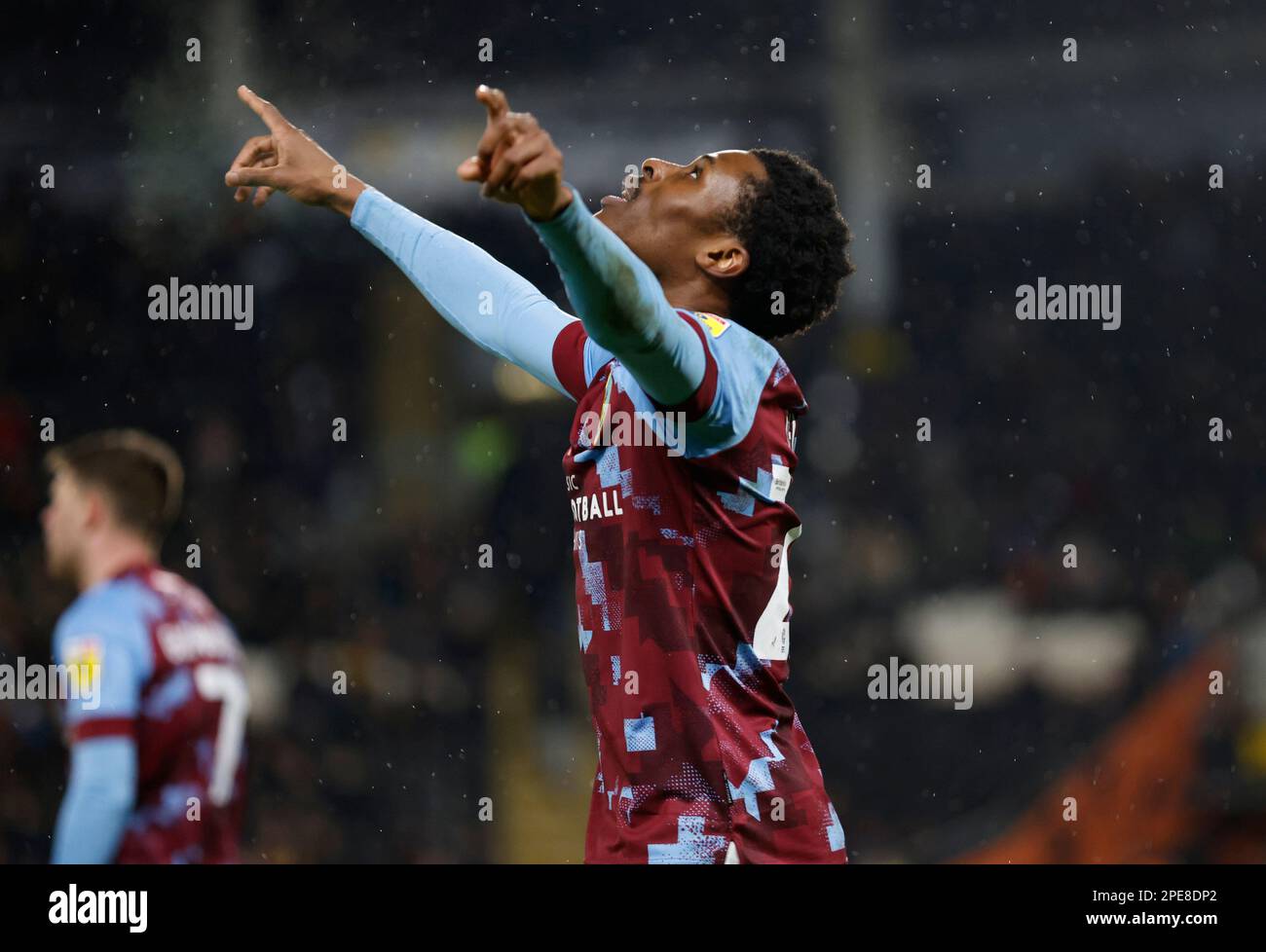 Nathan tella burnley hull hi-res stock photography and images - Alamy