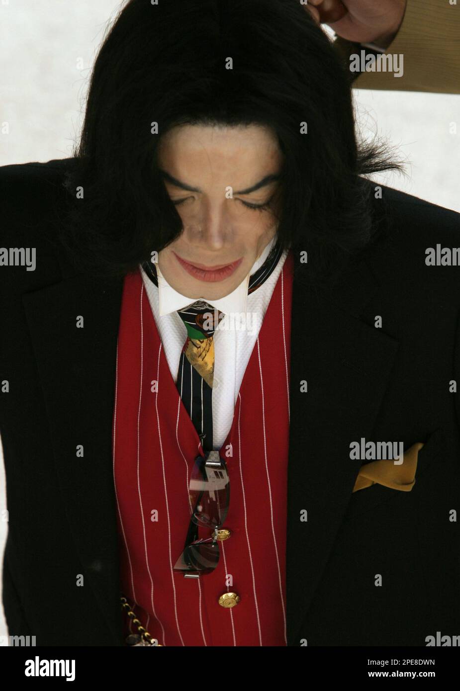 Michael Jackson arrives to the Santa Maria courthouse April 11, 2005 in ...