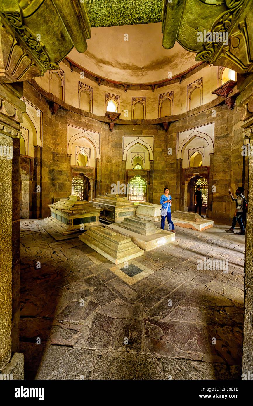 Walking inside the tomb chamber of the Isa Khan Niyazi mausoleum, part ...
