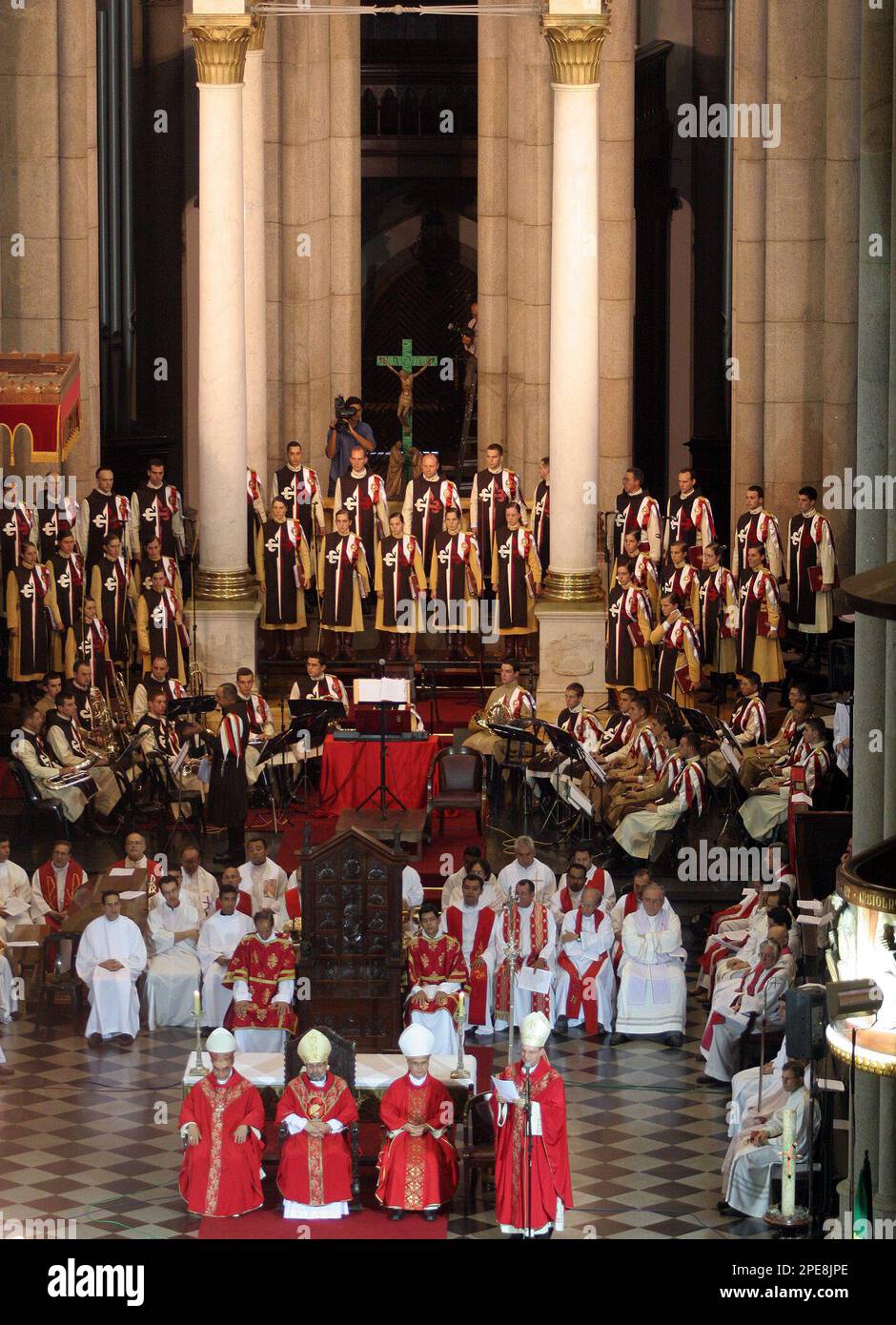 Brazilian Catholics pray during a Mass dedicated to Pope John Paul II ...