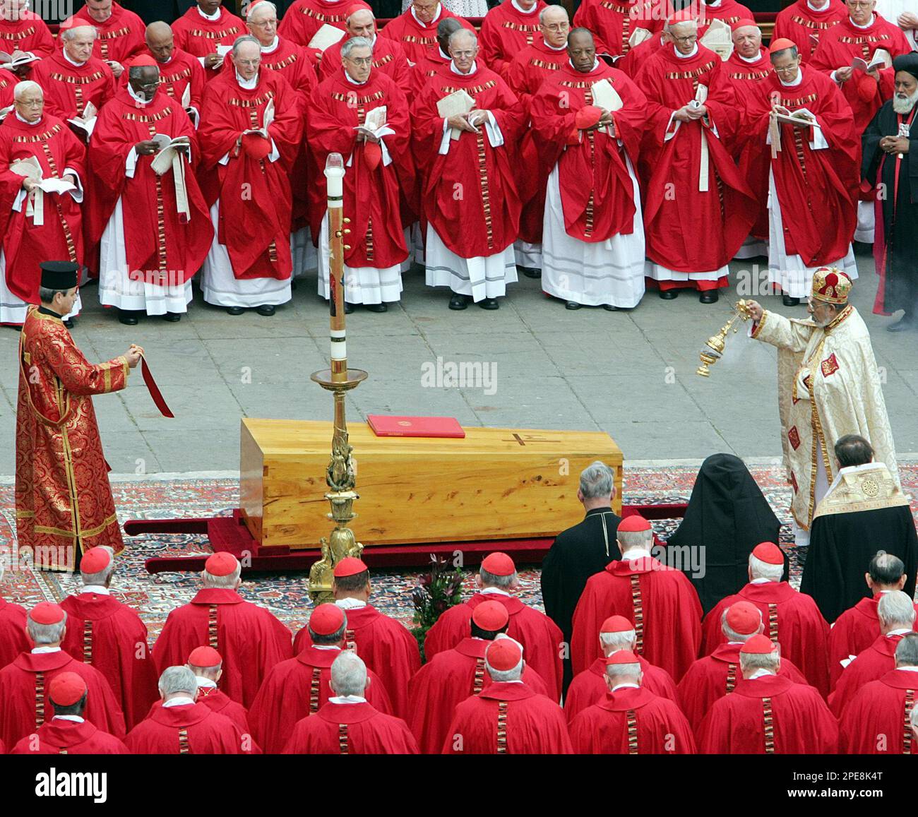 Leaders of the Oriental churches bless the casket of Pope's John Paul ...