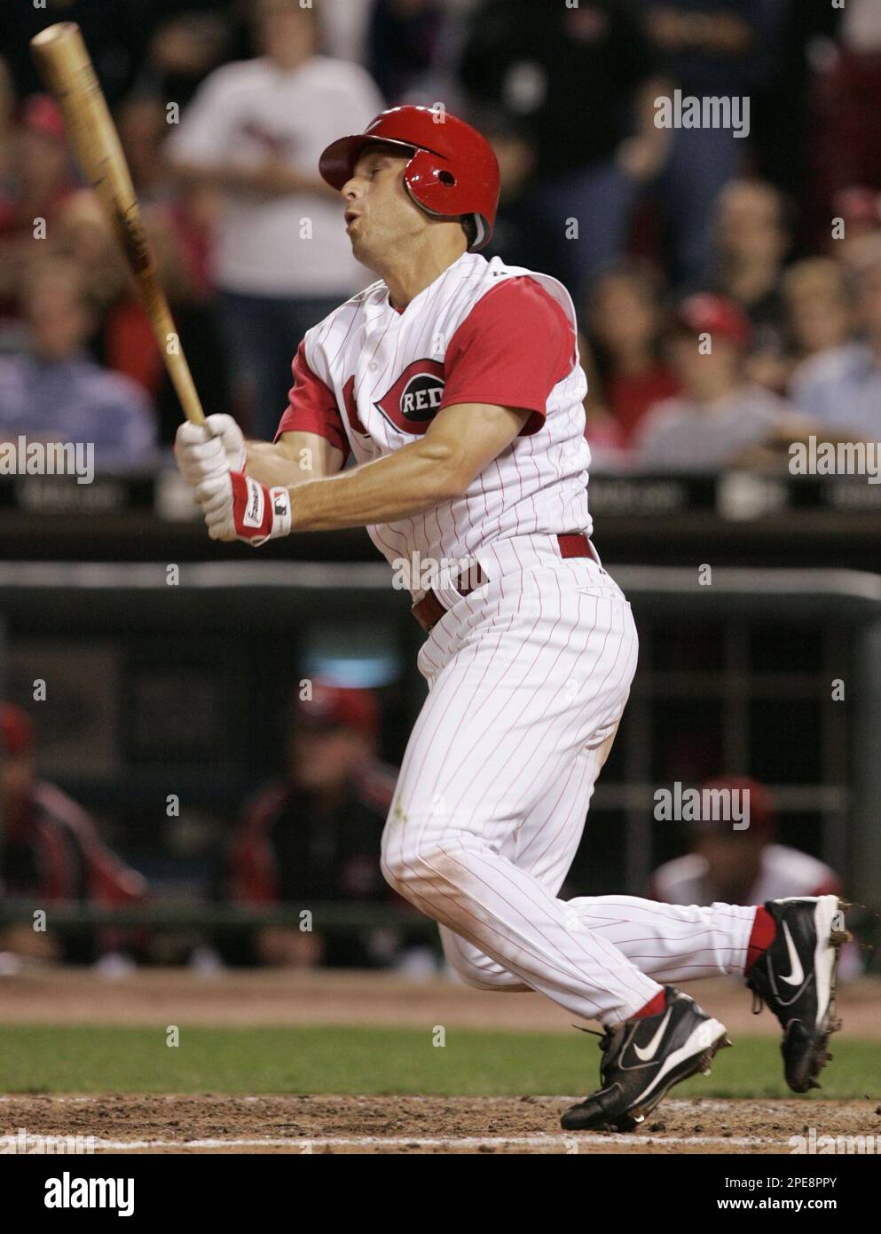 Cincinnati Reds' Joe Randa hits a grand slam off New York Mets pitcher ...