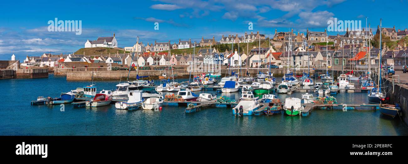Findochty harbour scotland hi-res stock photography and images - Alamy