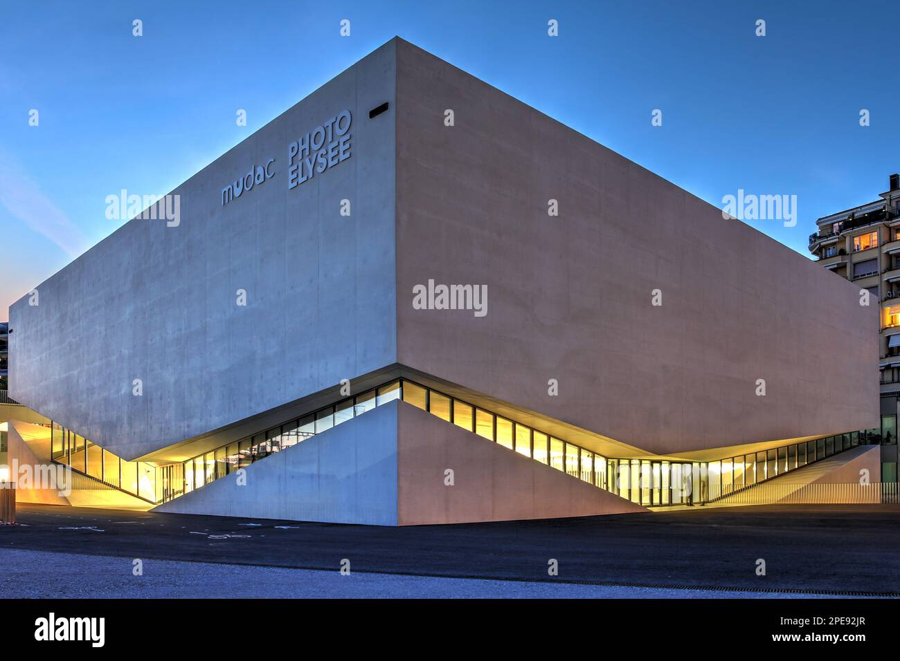 The new building on Platforme 10, Lausanne, Switzerland hosting 2 ...