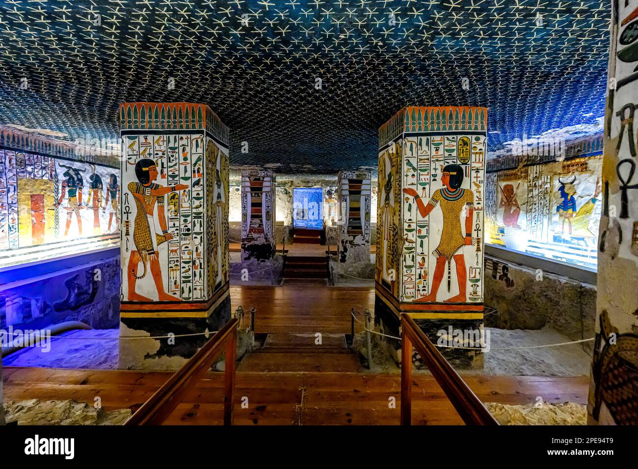 The South faces of pillars 1 and 2 each showing a priest with his right ...