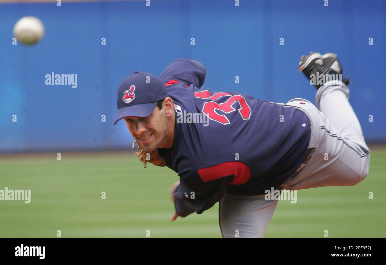 Cleveland Indians starting pitcher Cliff Lee works a pitch against the ...