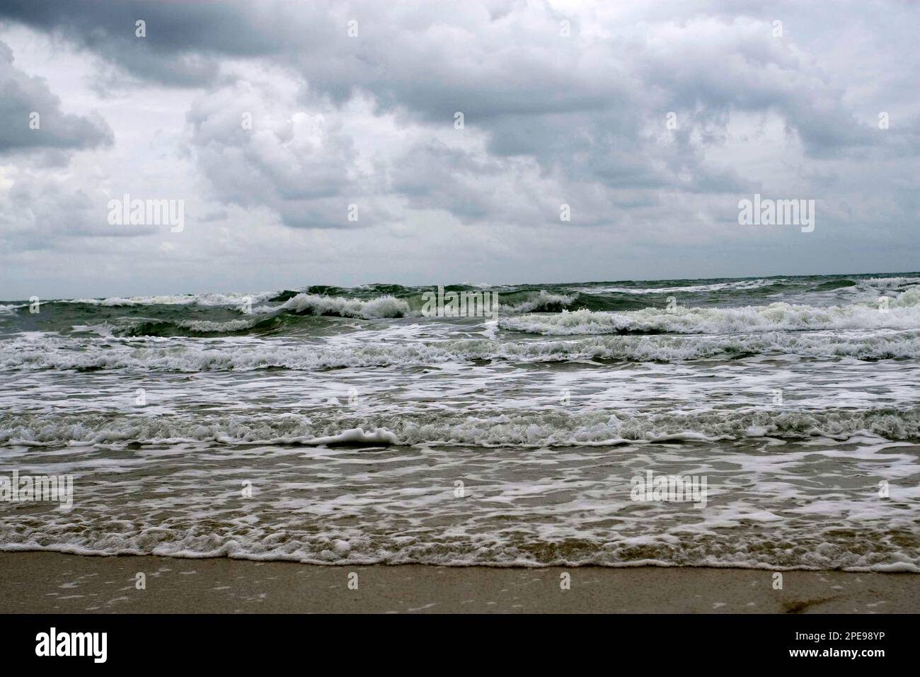 Raging oceanocean hi-res stock photography and images - Alamy