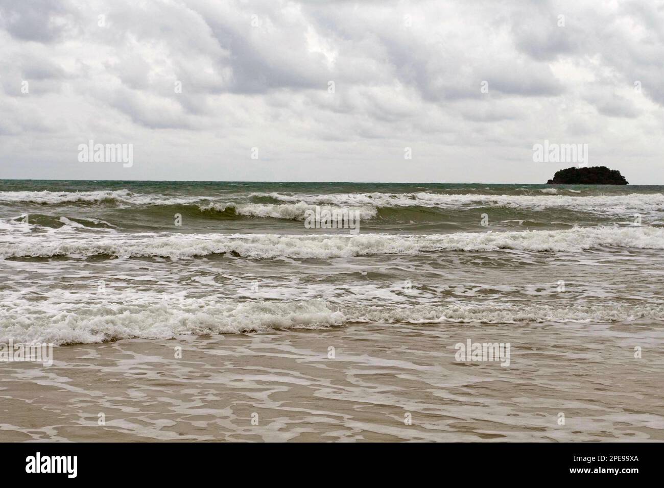 Raging oceanocean hi-res stock photography and images - Alamy