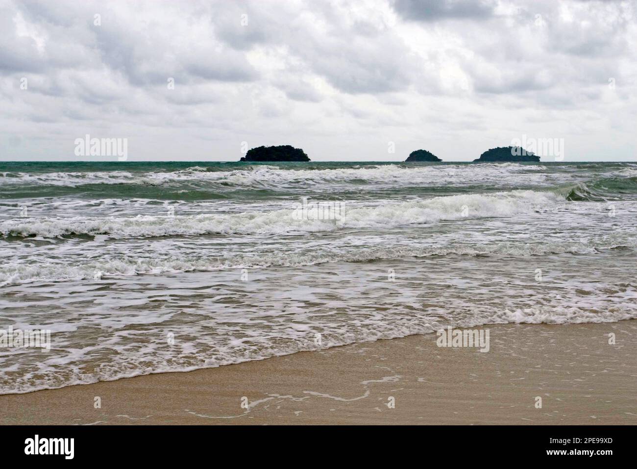 Raging oceanocean hi-res stock photography and images - Alamy