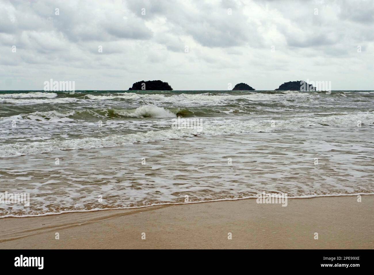 Raging oceanocean hi-res stock photography and images - Alamy