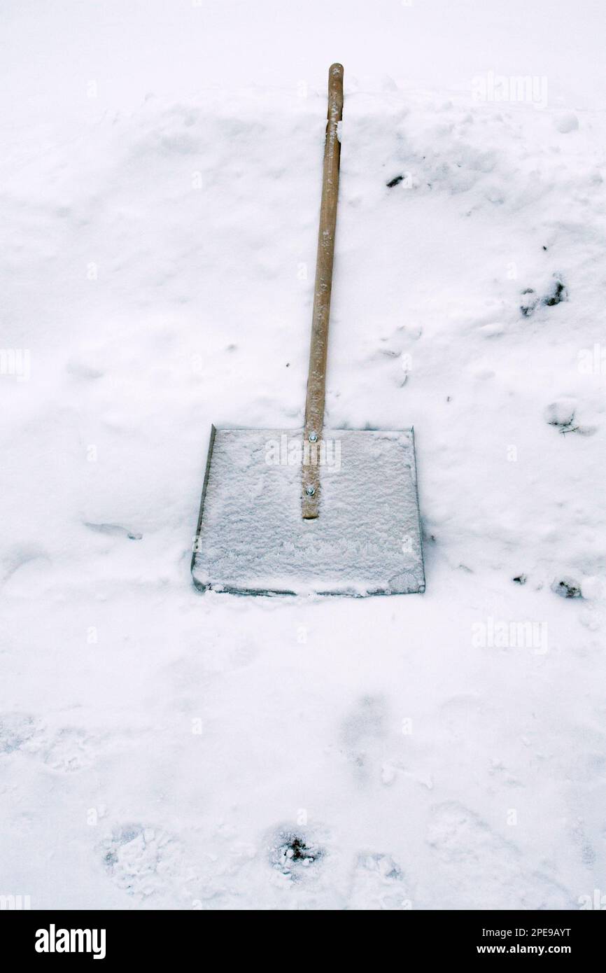 Deep ice lumps hi-res stock photography and images - Alamy