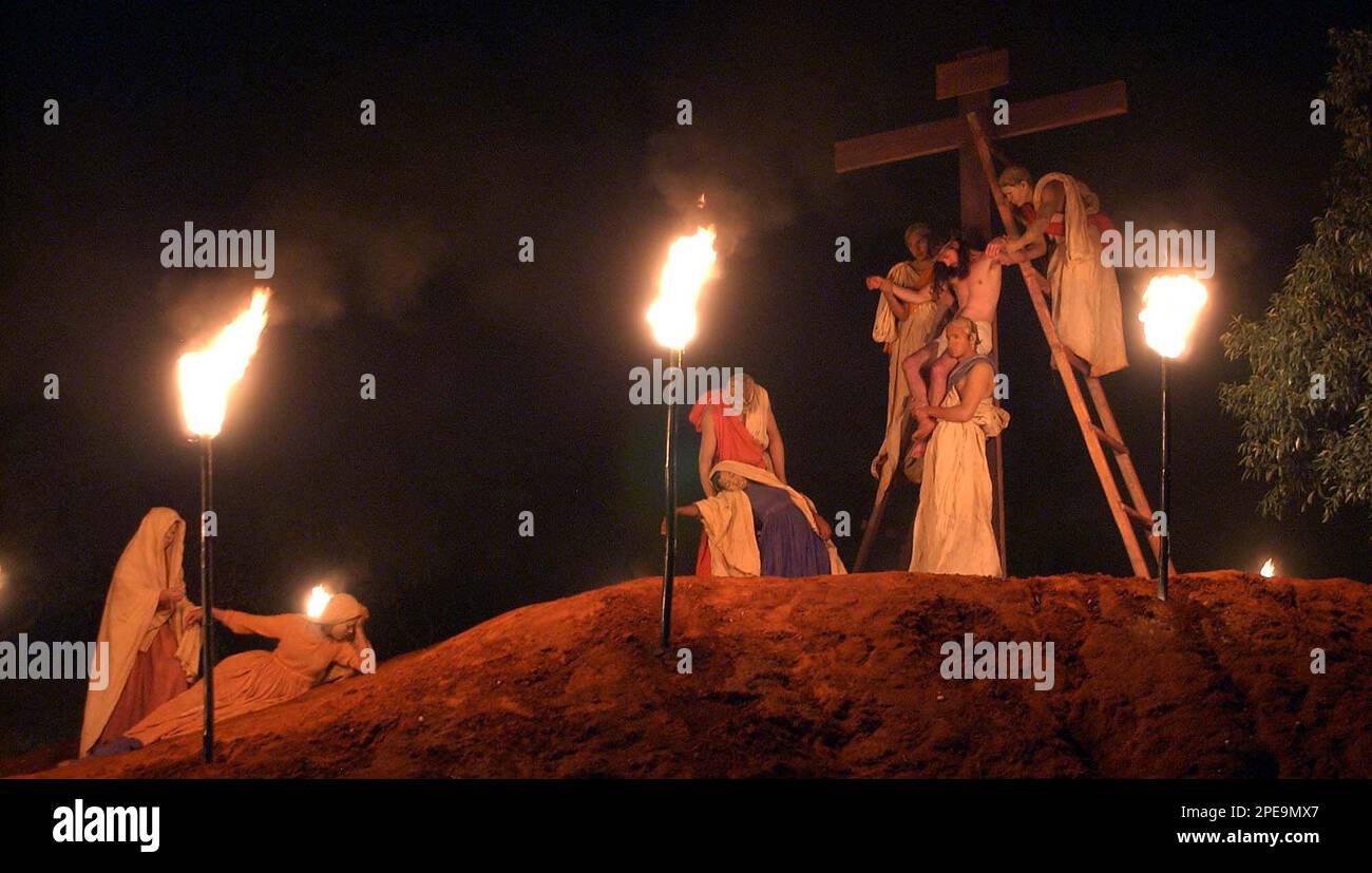 A group of Paraguayan performers from Taarandy , some 150 miles south ...