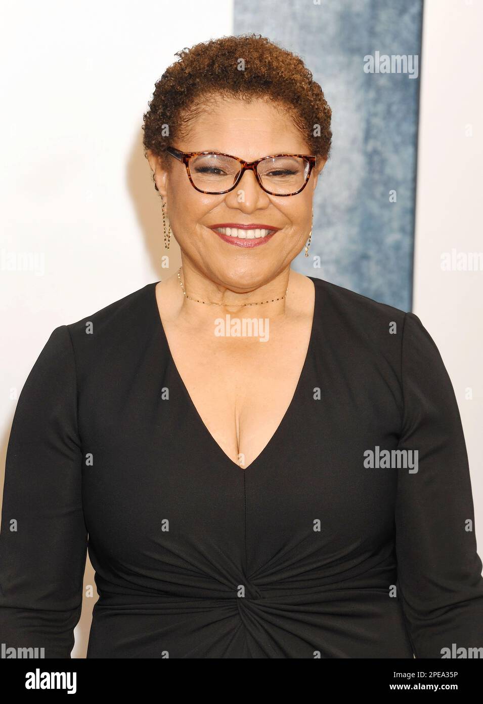 BEVERLY HILLS, CALIFORNIA - MARCH 12: Mayor of Los Anegeles, Karen Bass ...