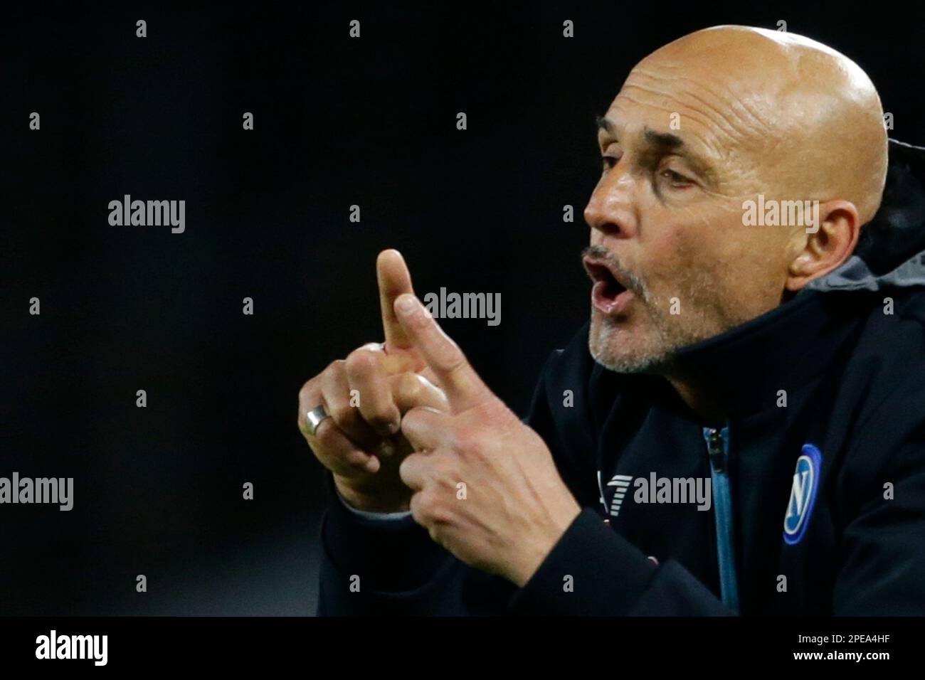 SSC Napoli's Italian coach Luciano Spalletti gesticulate During the ...