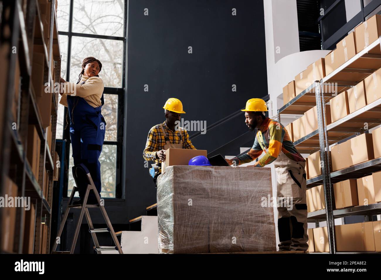 African american package handler hi-res stock photography and images ...