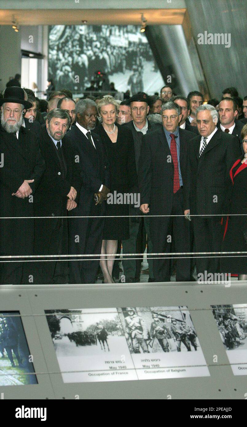 Israeli President Moshe Katsav, right, Chairman of the Yad Vashem ...