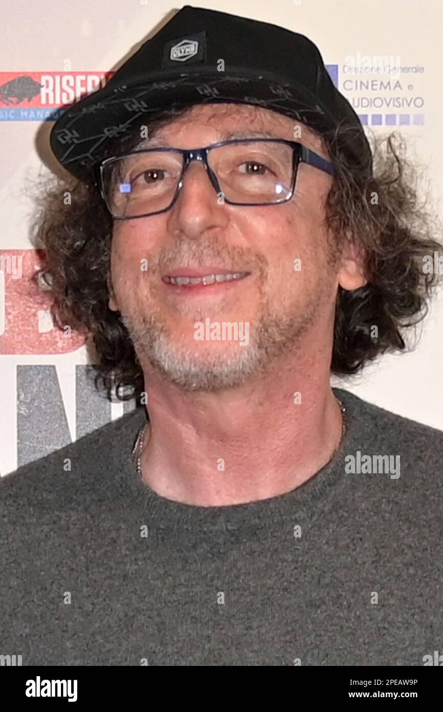 Ligabue 30 anni in un giorno campo volo hi-res stock photography and ...