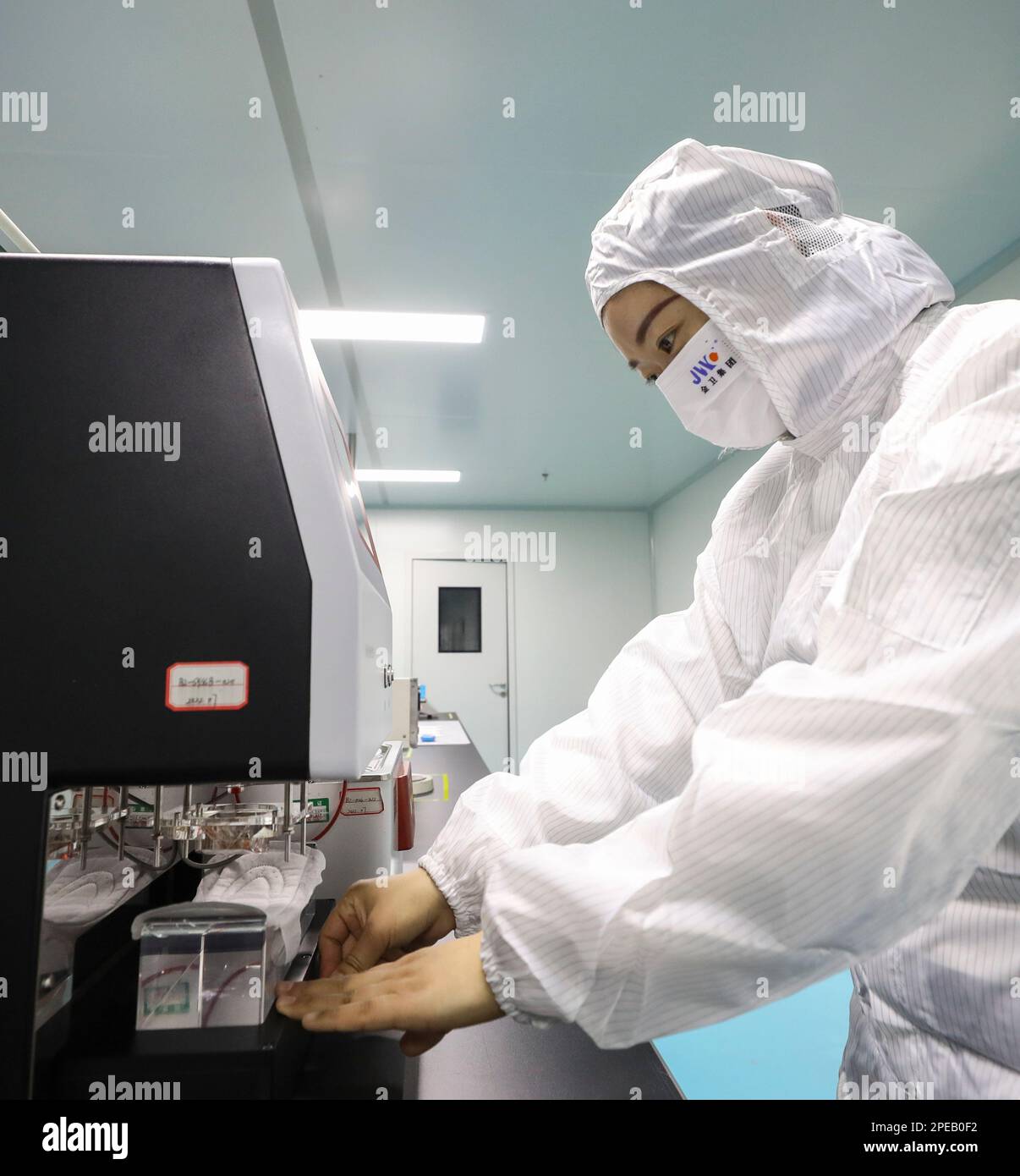 Sanitary napkin hi-res stock photography and images - Alamy