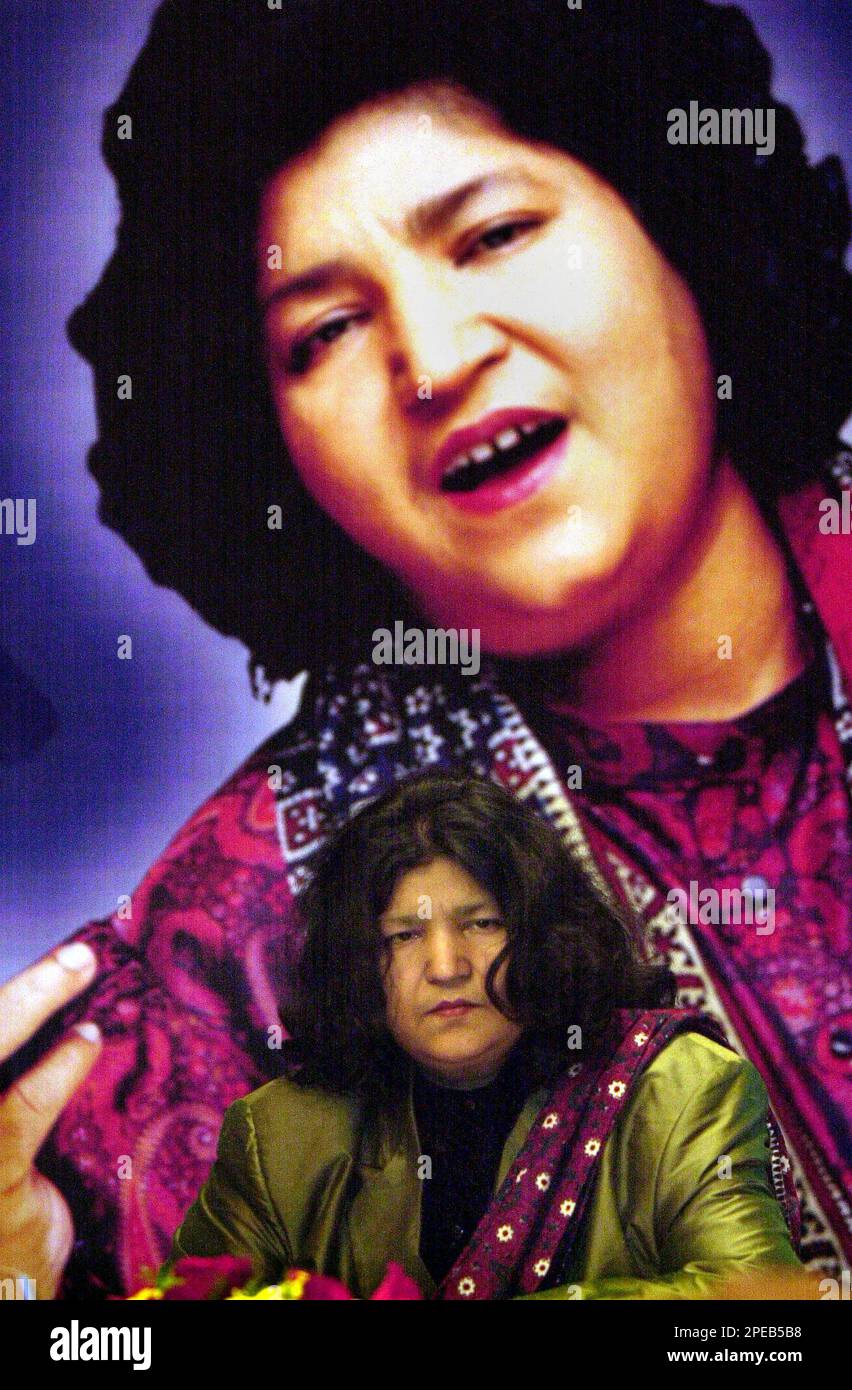 Abida Parveen Young