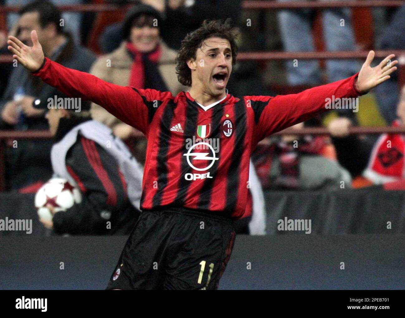 A.C. Milan's Hernan Crespo of Argentina celebrates after scoring ...
