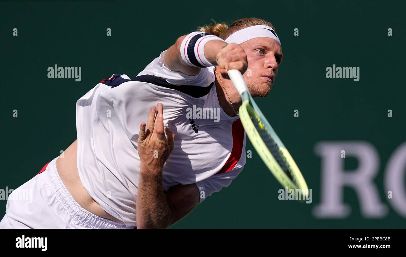 Alejandro Davidovich Fokina, of Spain, serves to Daniil Medvedev, of ...