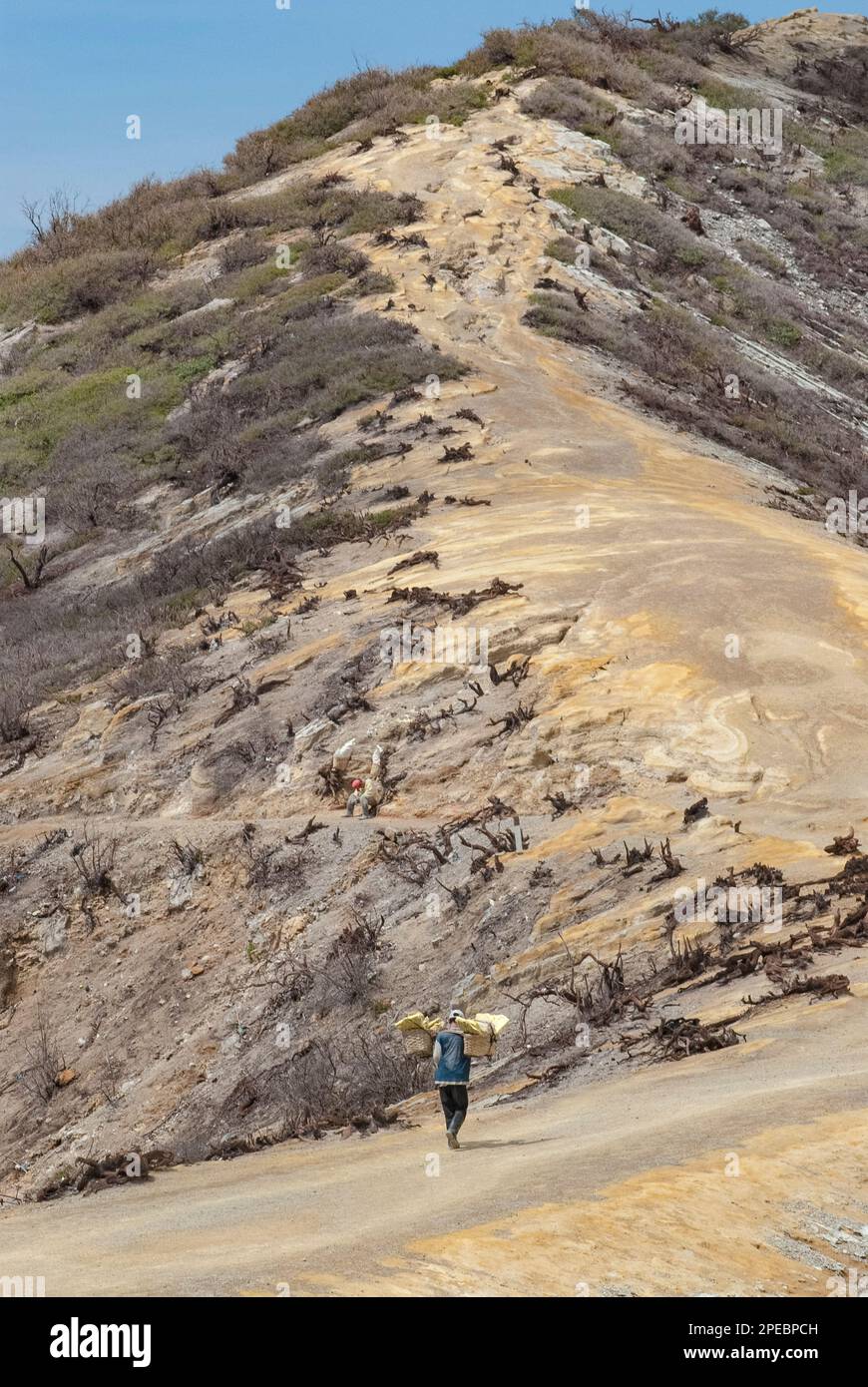 Sulphur blocks hi-res stock photography and images - Alamy
